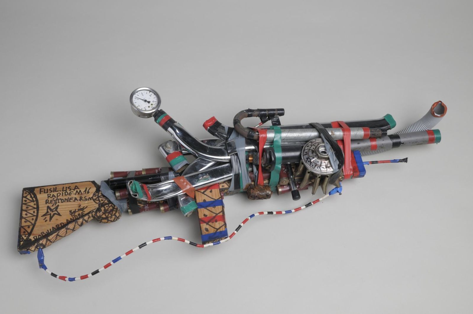 André Robillard décoré de la "Médaille de l'Art Brut" - Mag'CentreMagcentre