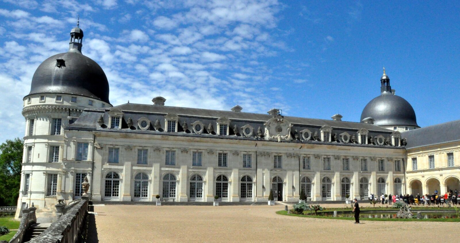Valençay presque sur le toit des gares - Mag'CentreMagcentre