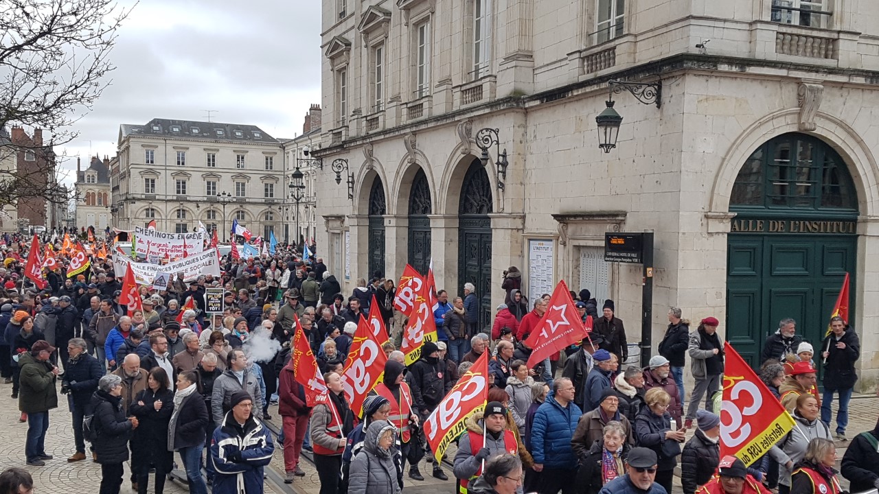 Manifestations le samedi, la mobilisation part en week-end - Mag ...