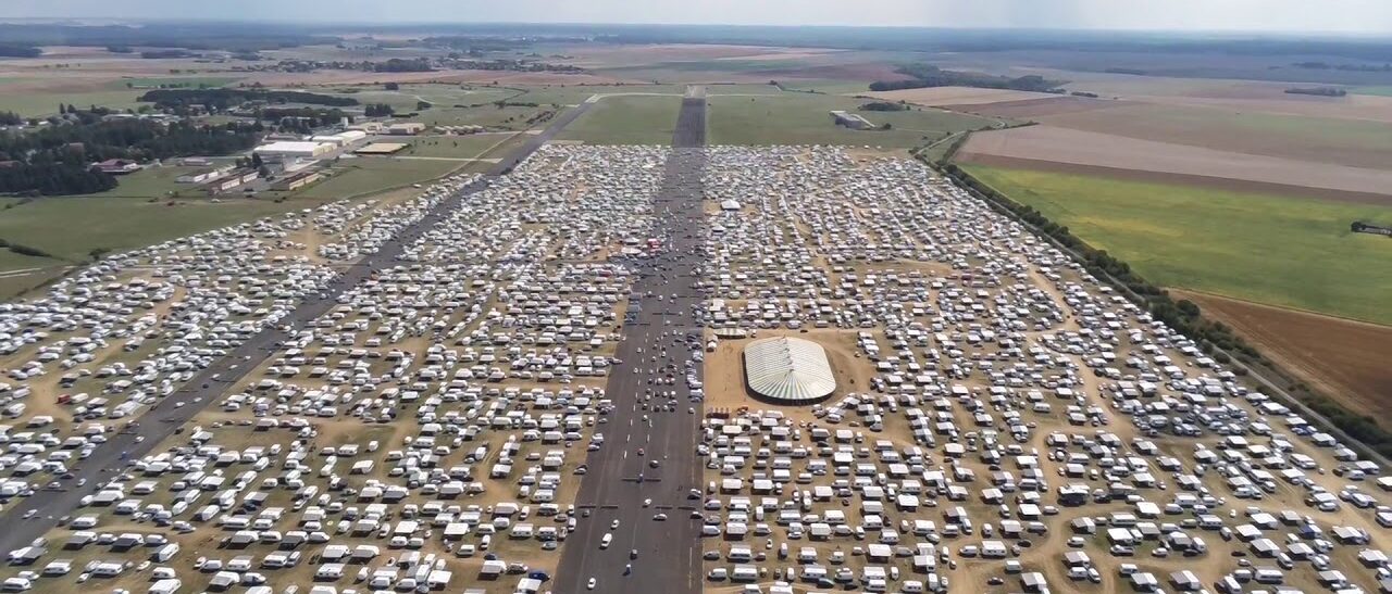 Rassemblements évangéliques à Nevoy : Élisabeth Borne prêche enfin pour ...