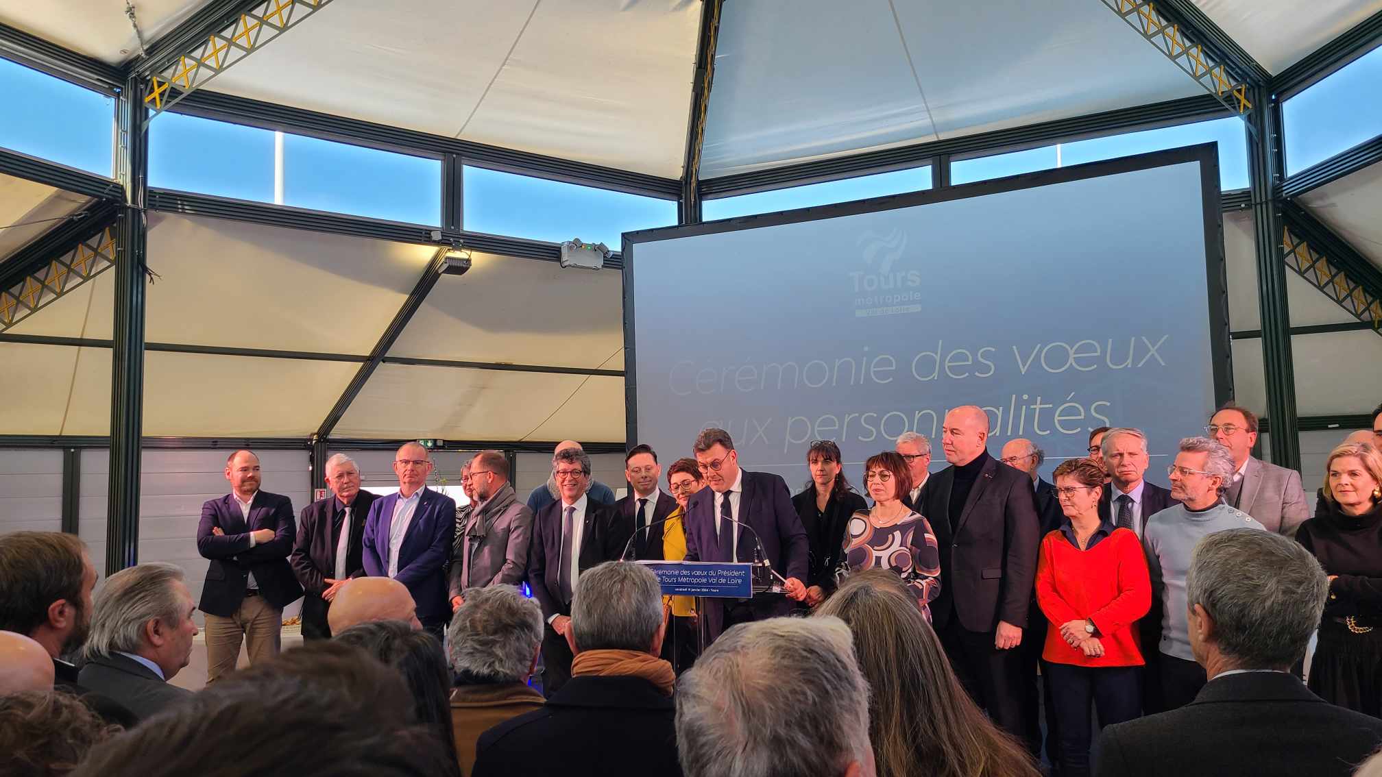La lecture entre les lignes des vœux de Tours Métropole - Mag ...