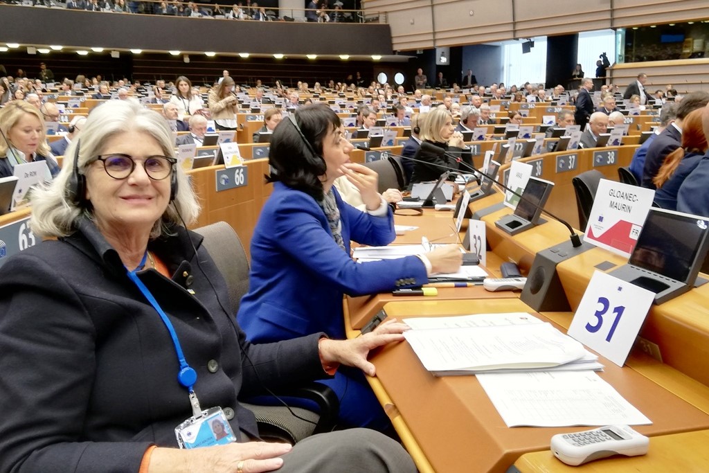 3 questions à Karine Gloanec Maurin : « Avec LEADER, nous construisons ...